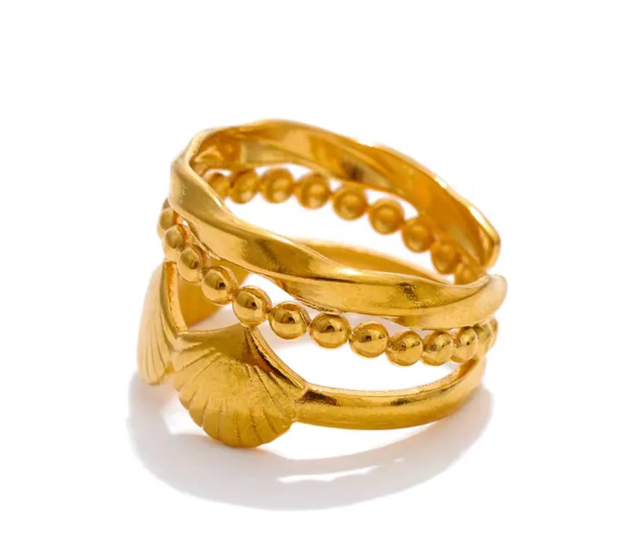 Katie Shell Ring – June Adel