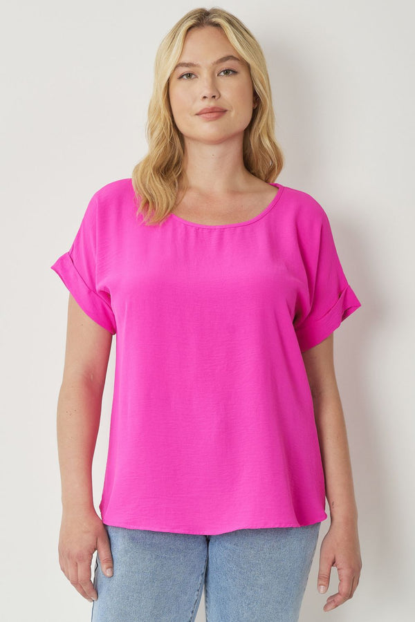 Entro Clothing – June Adel